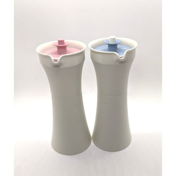 Tupperware | Dining | Tupperware Oil And Vinegar Cruets Pour Spout Set ...